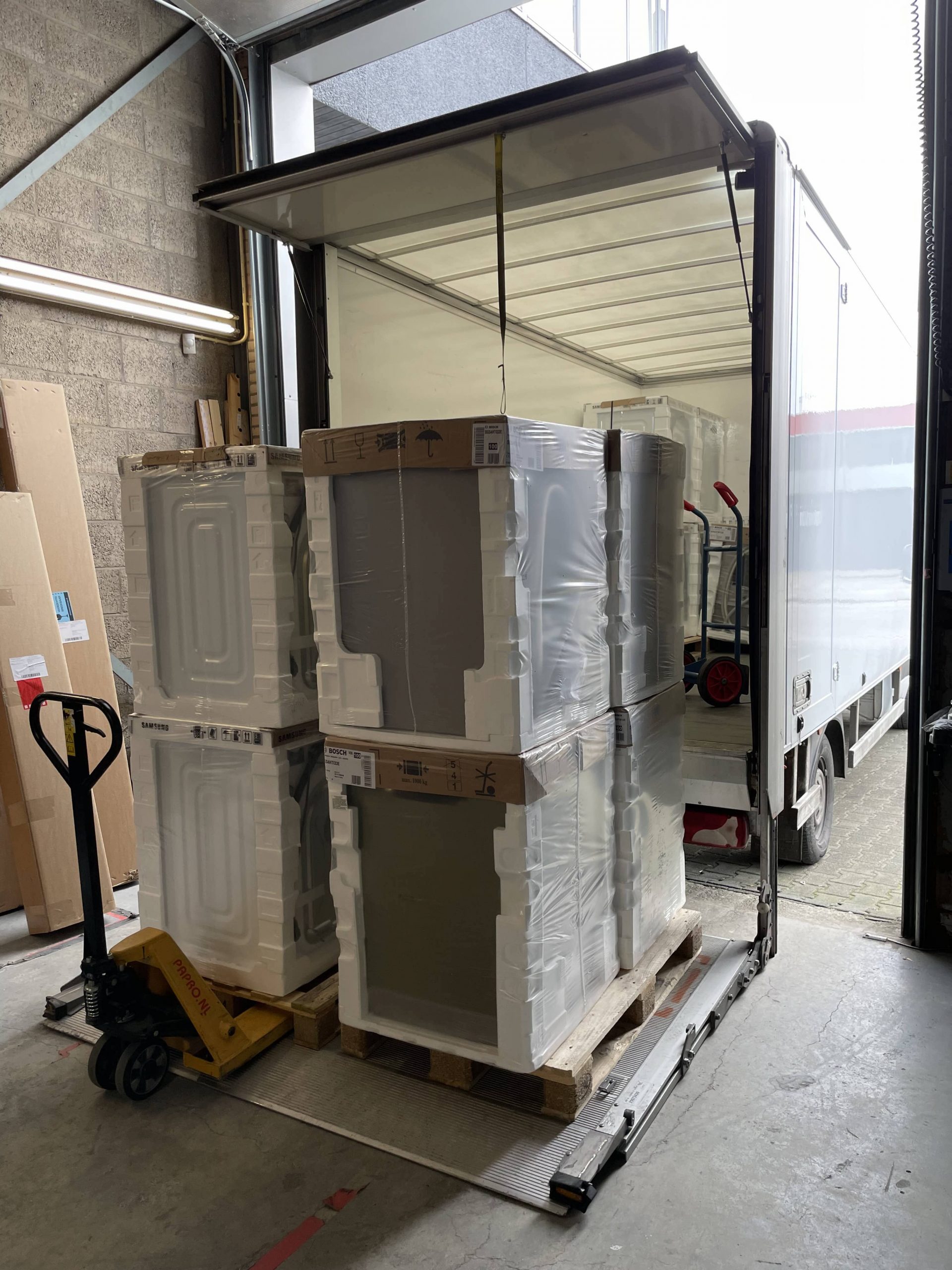 Contact - Connected Logistics | Experts in what we do